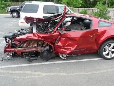 Pure American Muscle: MUSTANG WORST CRASHES