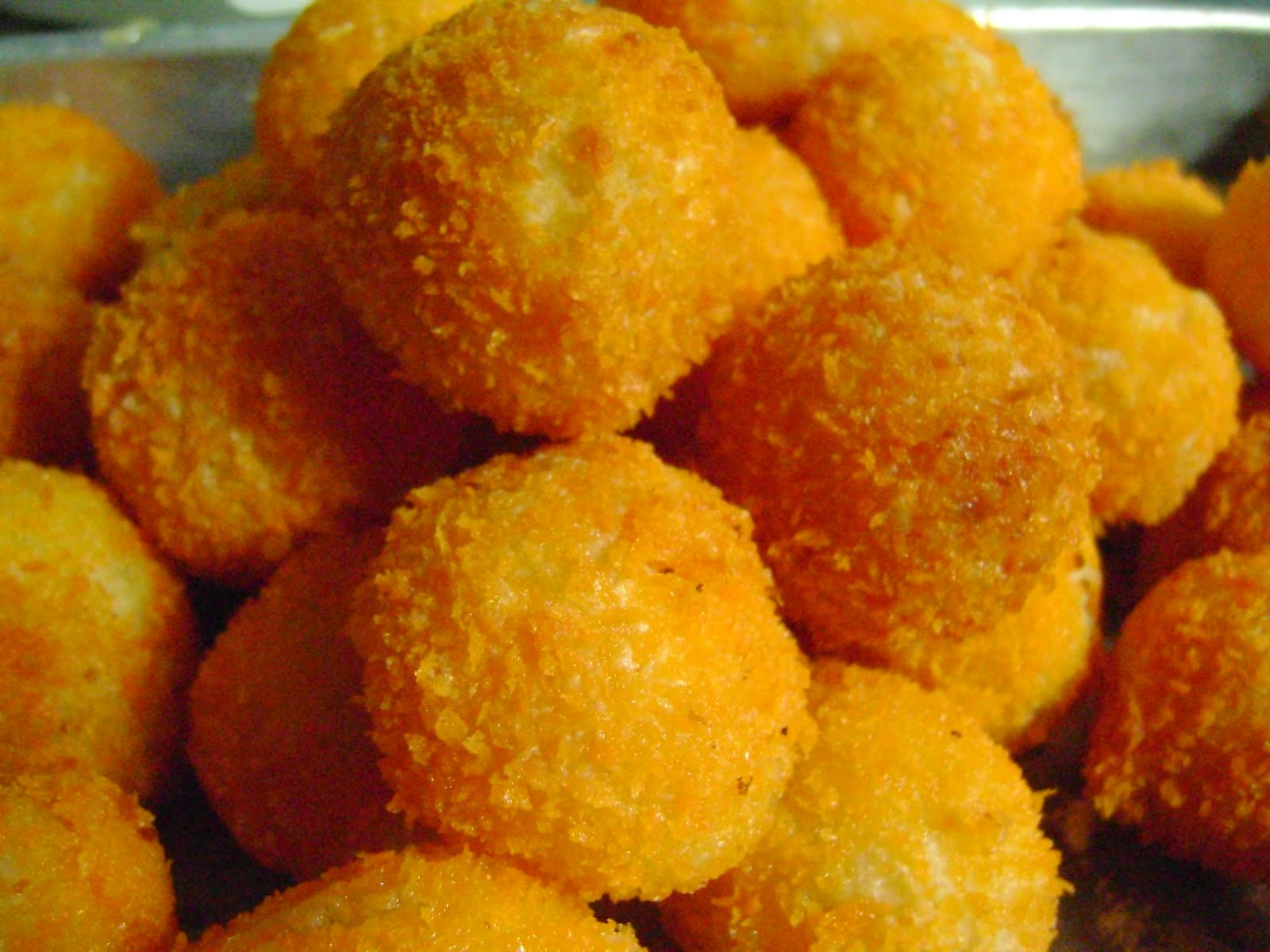 NiNazsYaFiNaz: BebOla KenTanG KeTaM