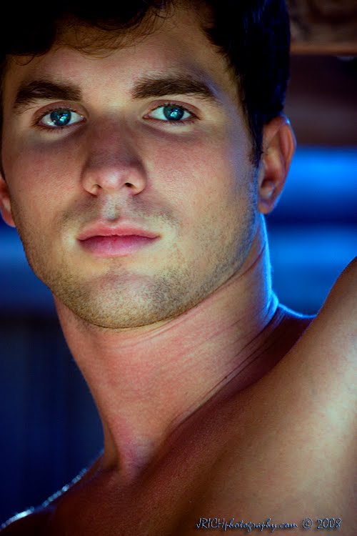 Hombres Celestiales Adam Pate