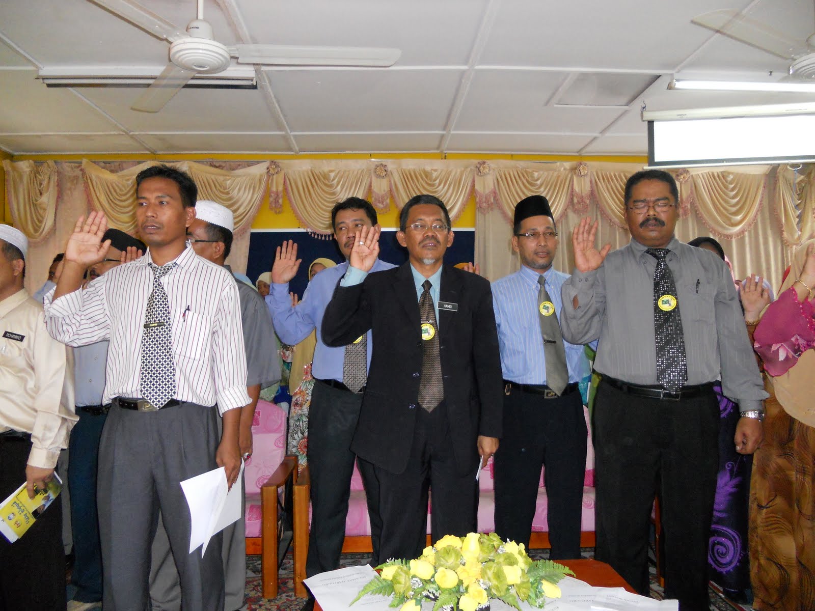 SEK. MEN. KEB. PAK BADOL