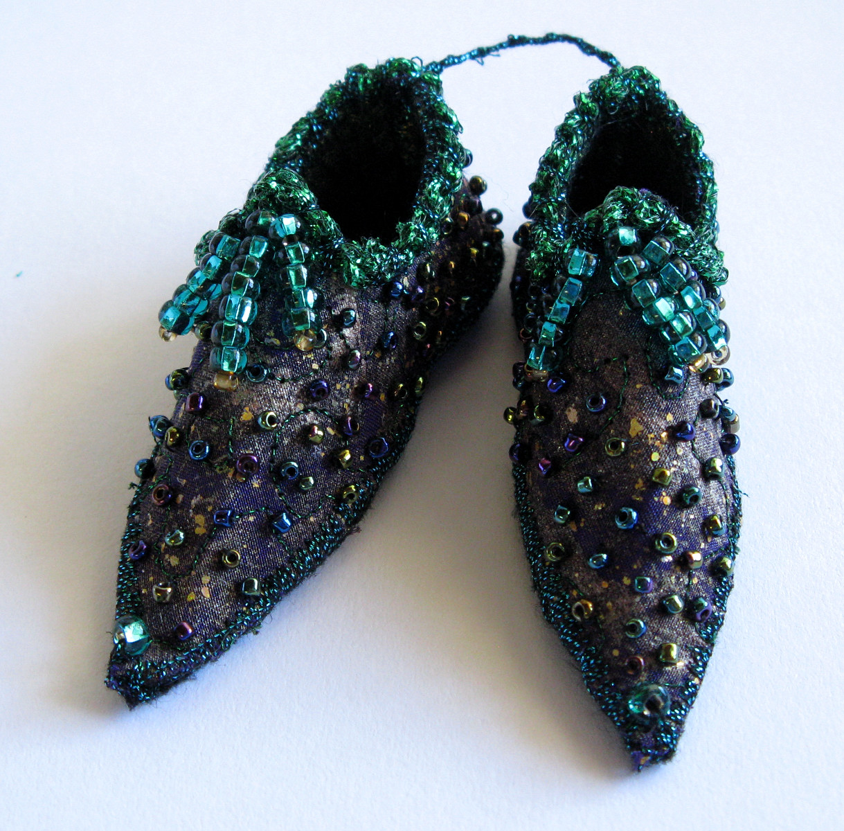 Robin's Ramblings: Fairy shoes and a couple of bookmarks