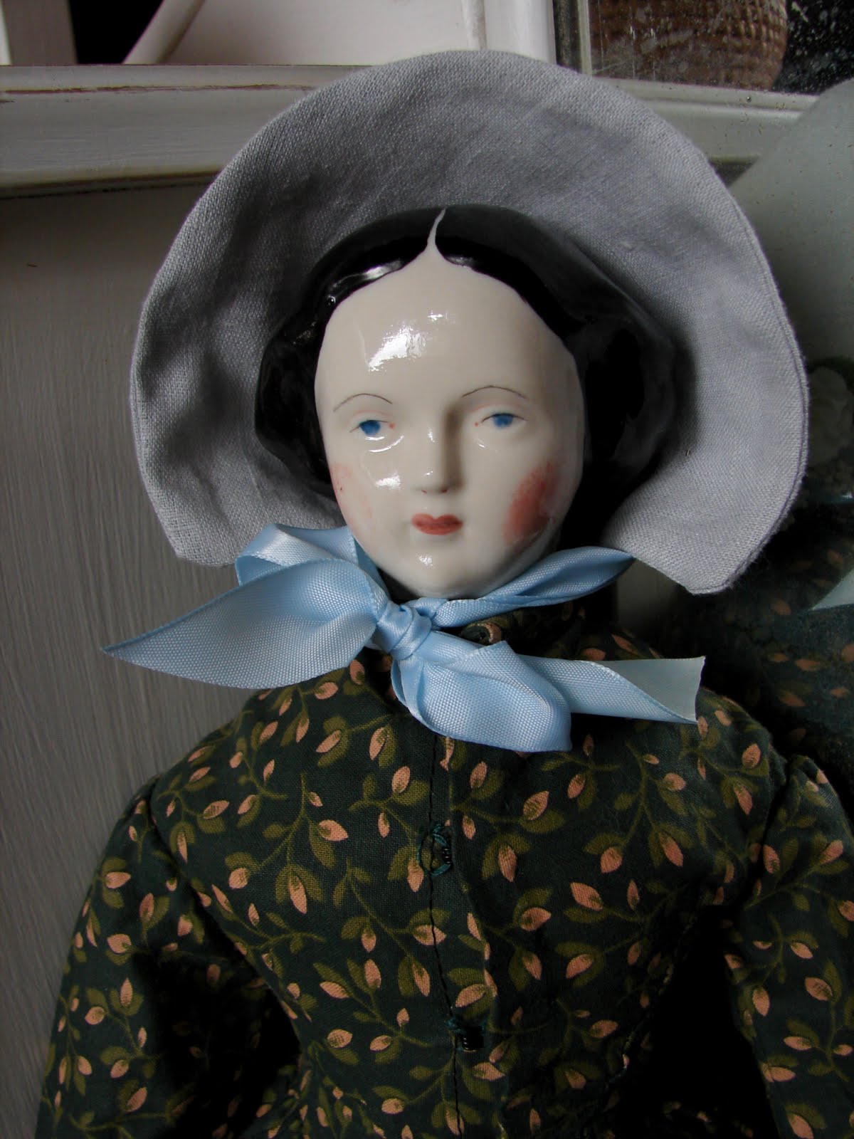 Miss Emaline's Circle of Fashionable Friends: Doll Bonnet Tutorial ...