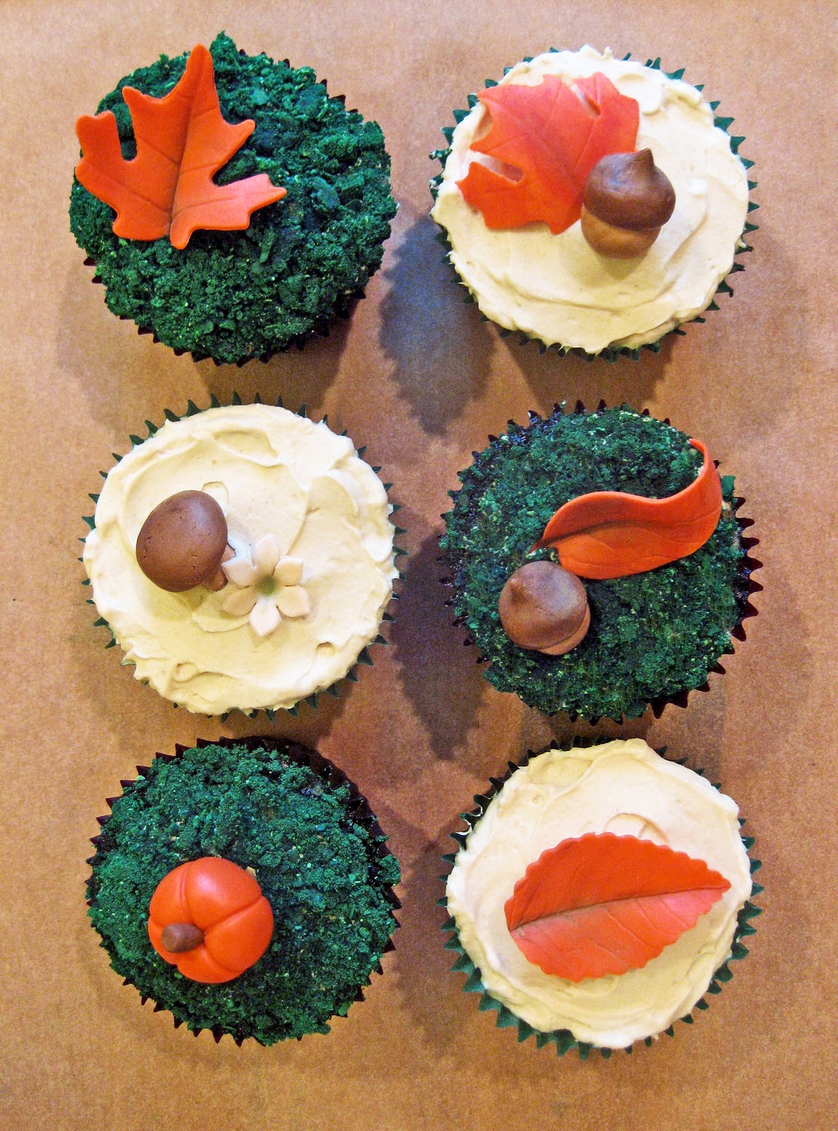 Cake Hero: Autumn Cupcakes