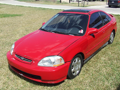 Auto Barn: 1997 Honda Civic EX, VTEC, sunroof, power windows, locks, etc.!!