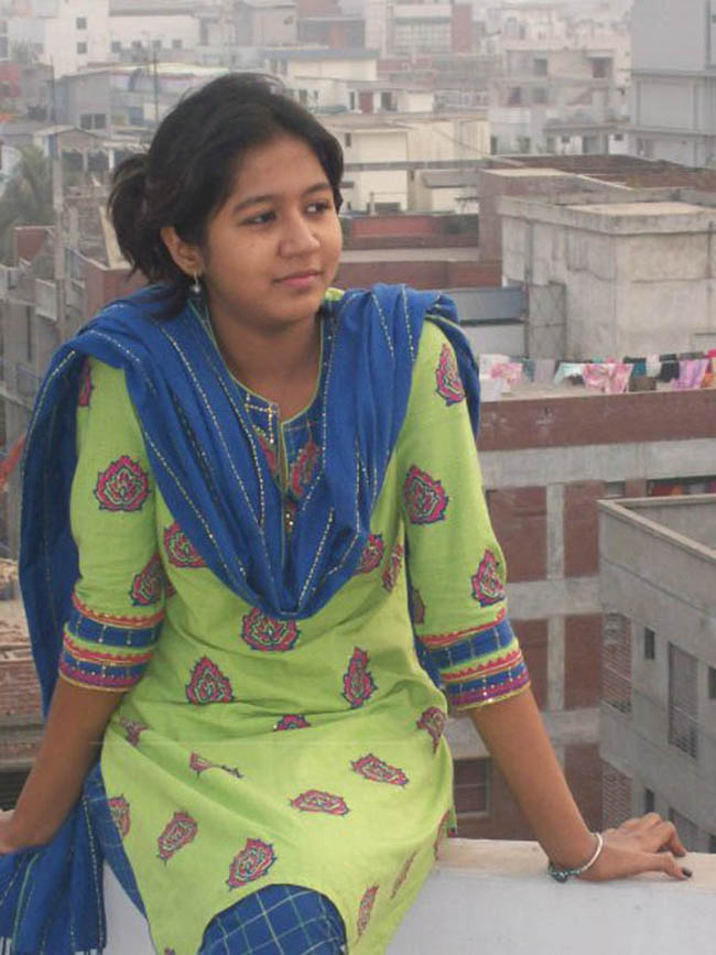 Pakistani Girls - Beautiful ladies from Islamabad, Lahore and Karachi ...