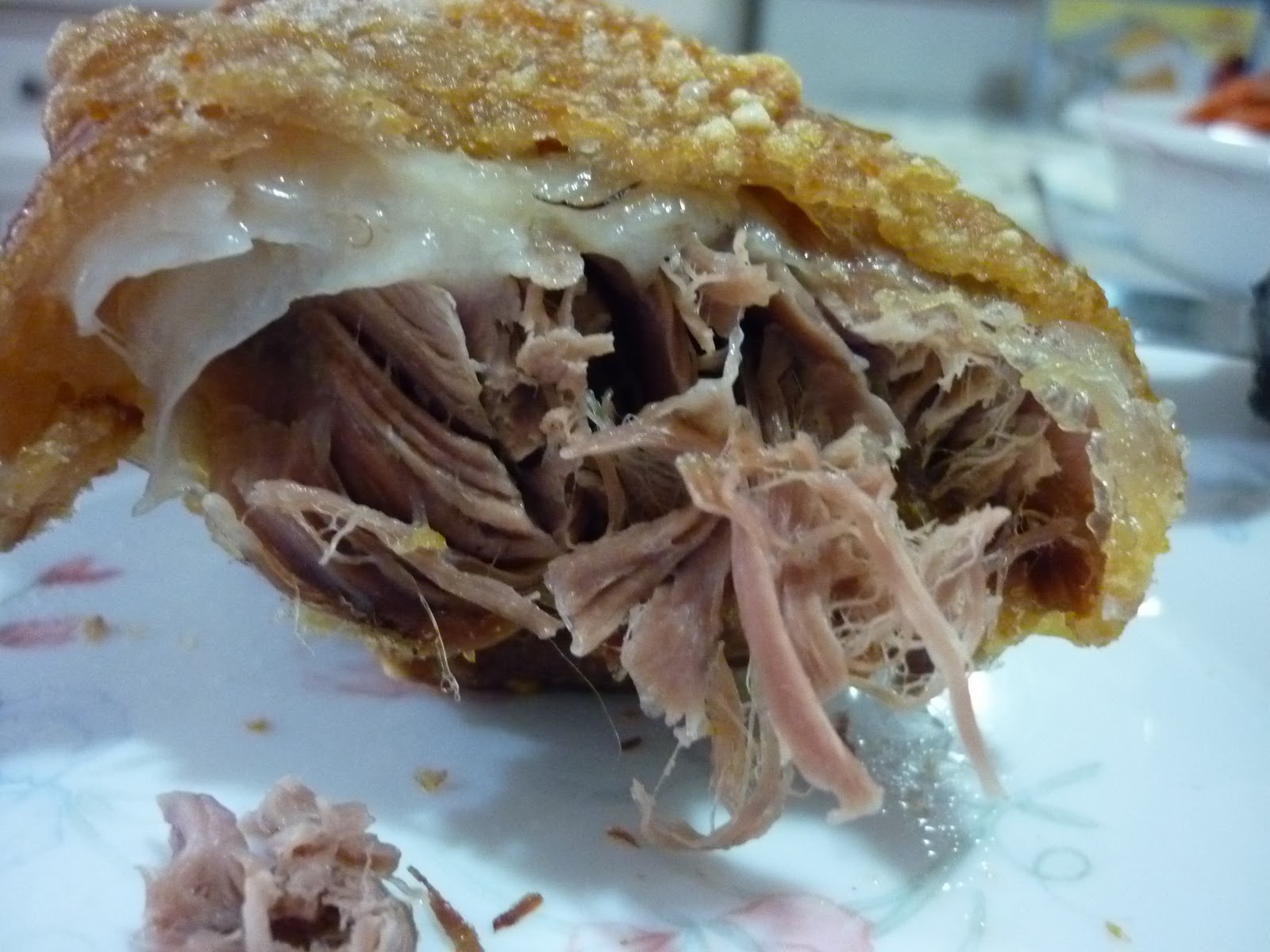 Lia's Food Journey: Boneless Crispy Pata