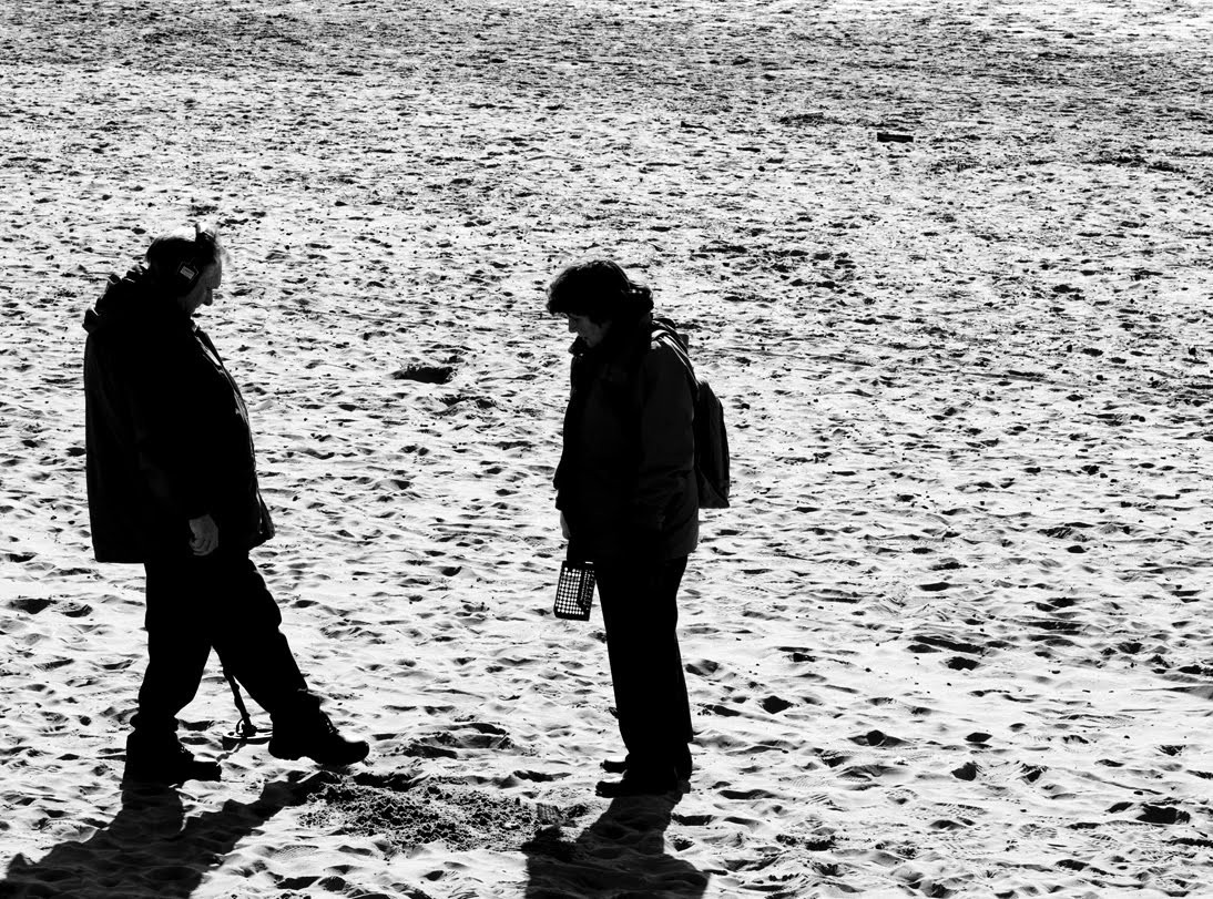 LINZI CASON : PHOTOGRAPHY: Digging for Gold