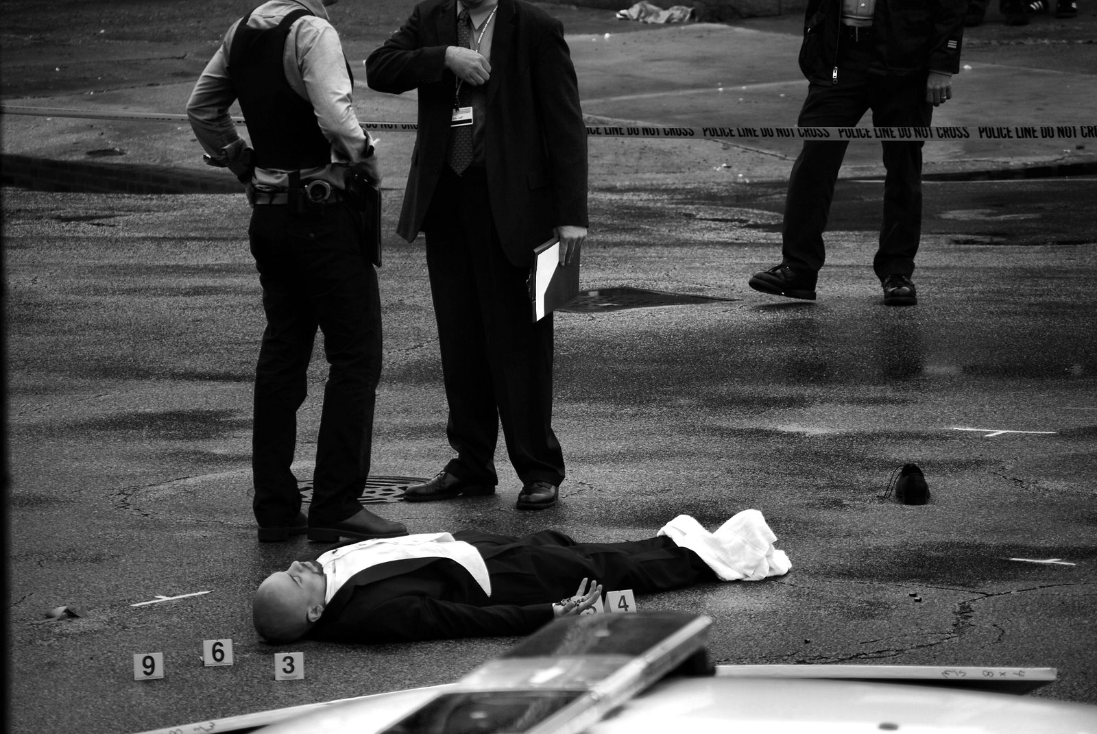 BLACK AND WHITE: DEAD BODY