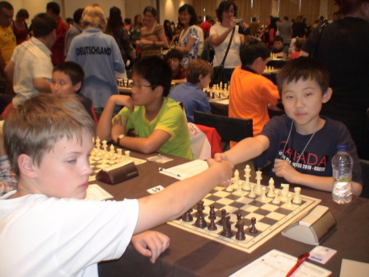 Canadian Youth Chess Team at WYCC 2010: Photos for rounds 7-8