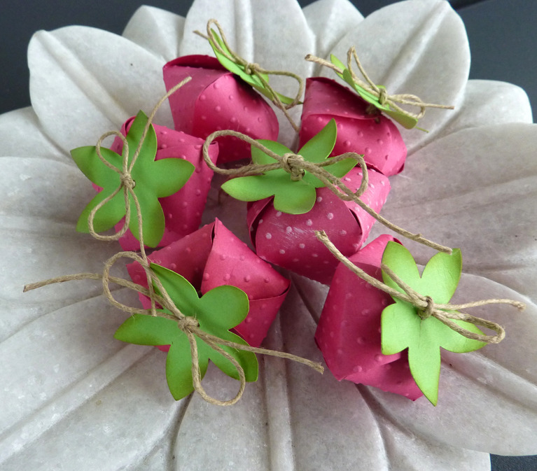 Whiff of Joy - Tutorials & Inspiration: Strawberry Box