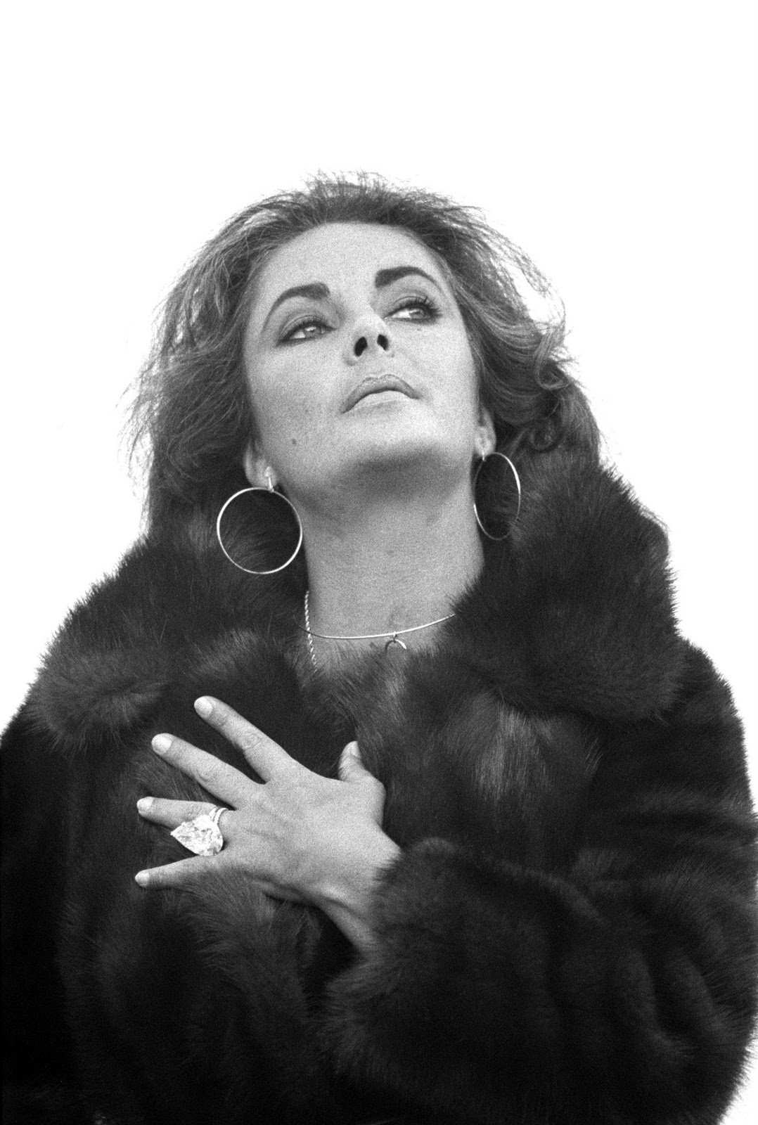 Elizabeth Taylor Early Life | riduspic