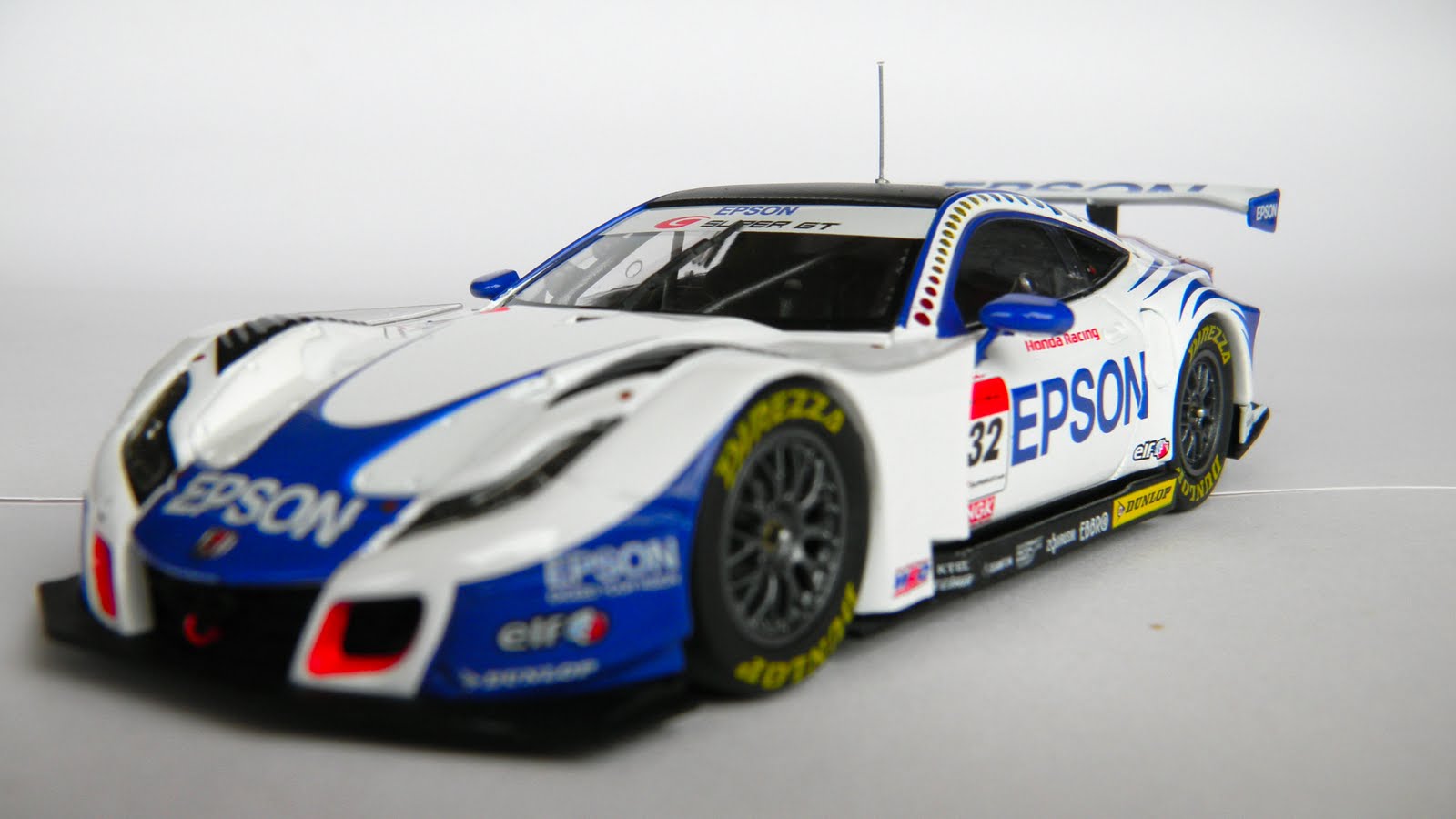 118 MODELS: Honda HSV-010 Super GT500 2010