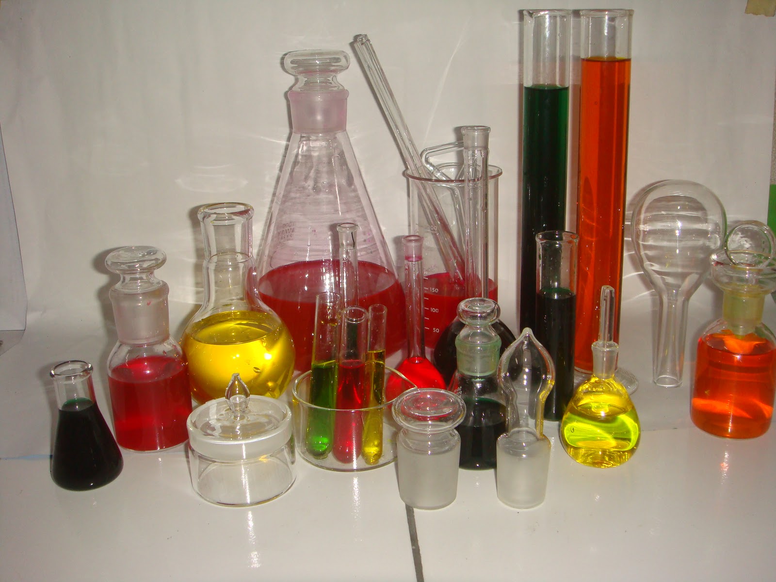 laboratory glassware: alat laboratory glassware irfha