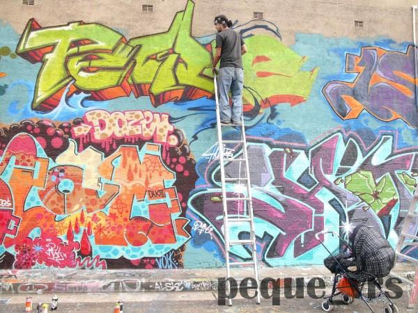 Peque_vrs: MAYS, Sydney Australia. 2008, 2009.