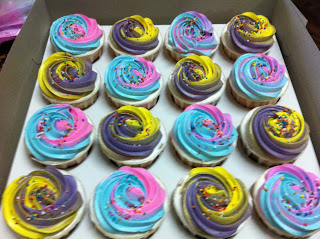 IreneBakelove2: Fancy & Funky Cupcakes