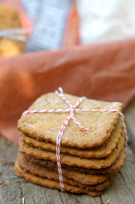 the urban baker: Homemade Marshmallows + Homemade Graham Crackers