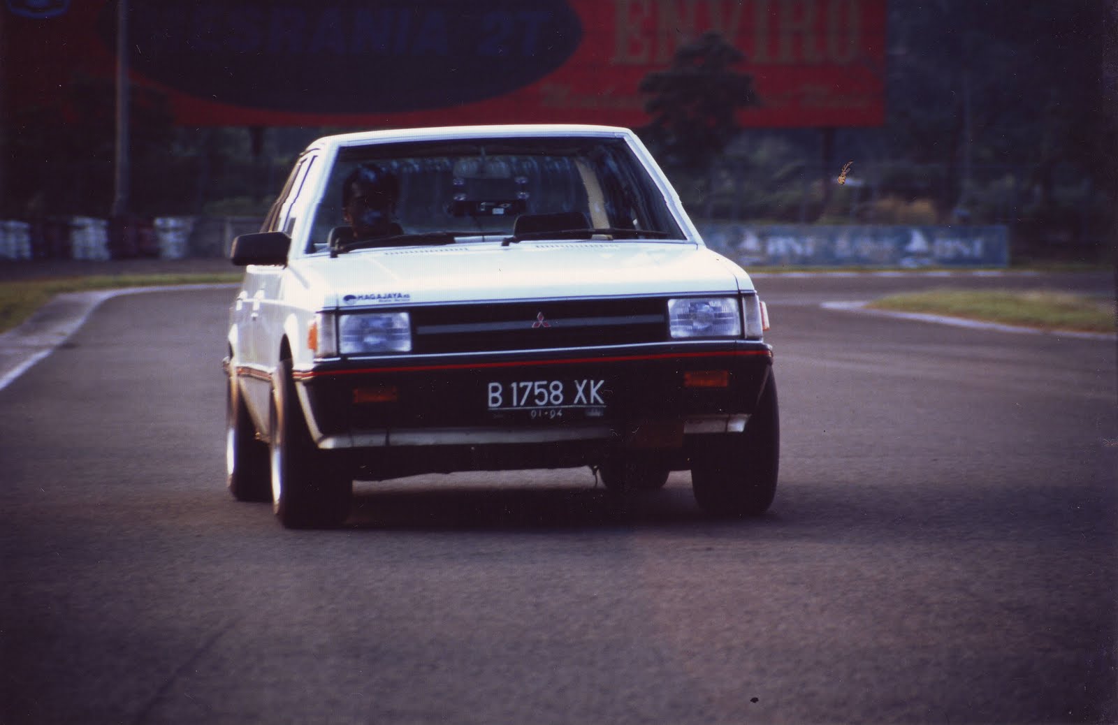 Lancer SL 1982: MITSUBISHI Lancer SL 1982