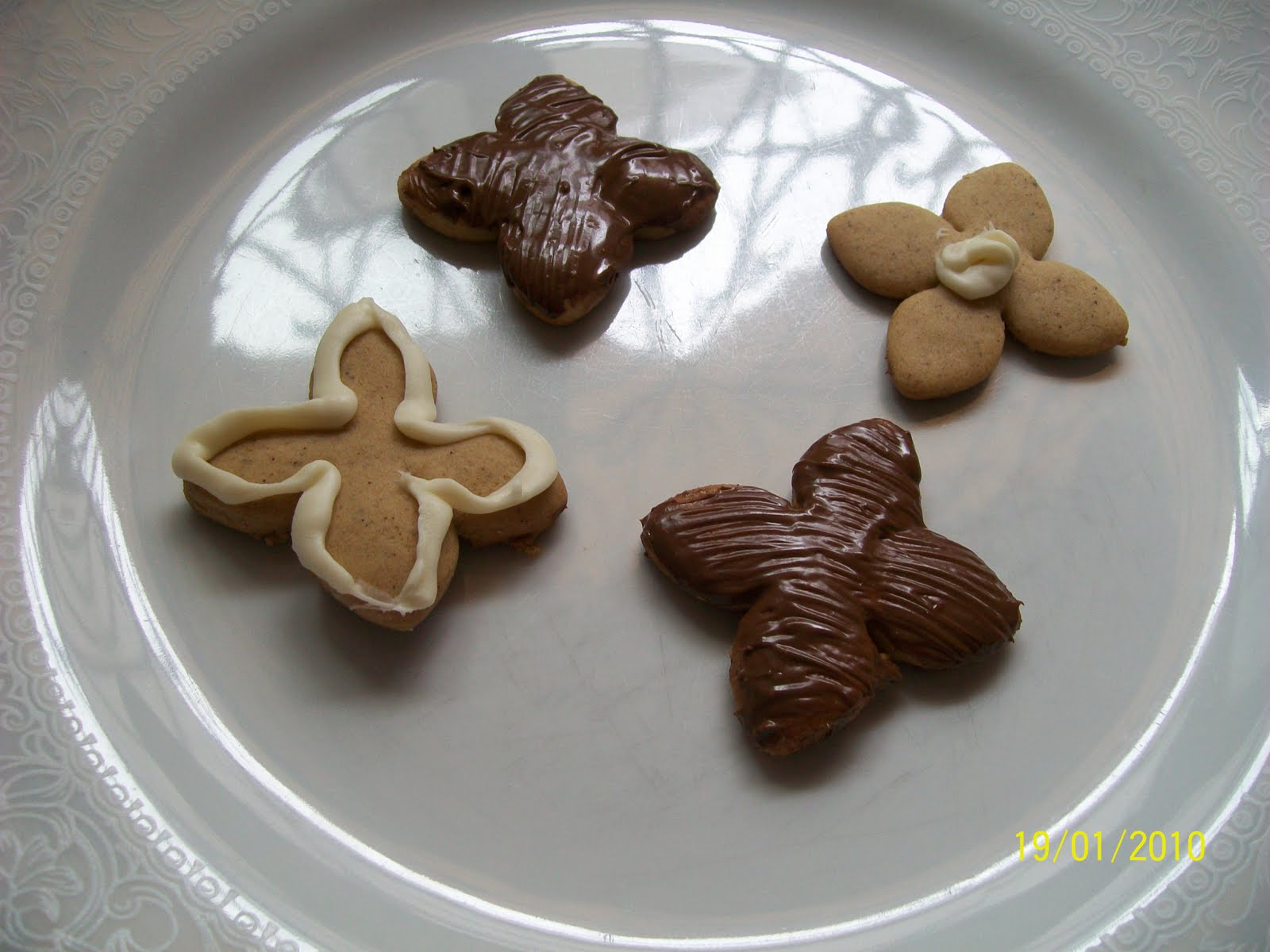Quitute na Cozinha : Biscoito de Gengibre e Mel com Cobertura de Chocolate