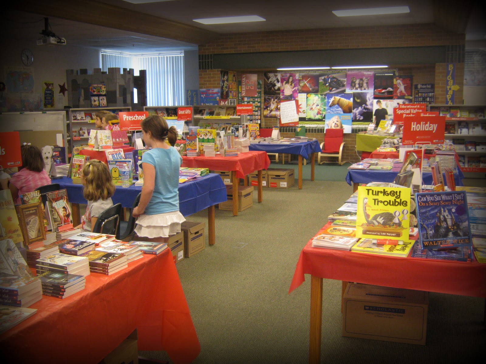 Portal Elementary School: Book Fair at Portal!
