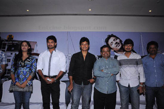 Entire Cinema Gallery - Movie Posters, Movie Gallery, Movie Stills ...