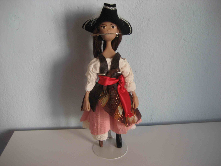 Saucy Dolls: Pirate doll 1