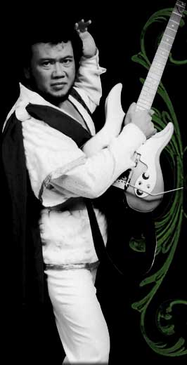 download film rhoma irama satria bergitar