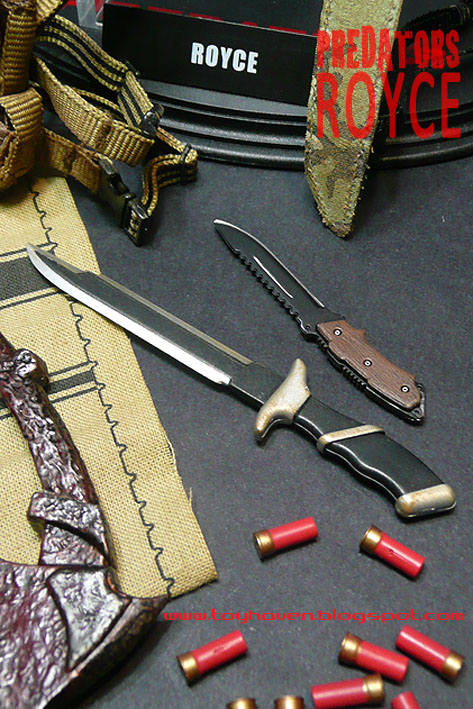 Adrien Brody Predators Knife