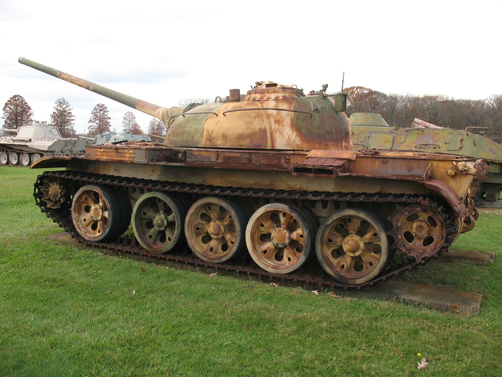 Un samurai errante: Tanque Sovietico T-55 en el U.S. Army Ordnance Museum
