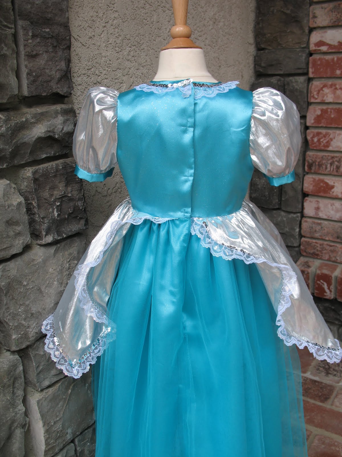 Goosegirl sews: Princess Puffed Sleeves