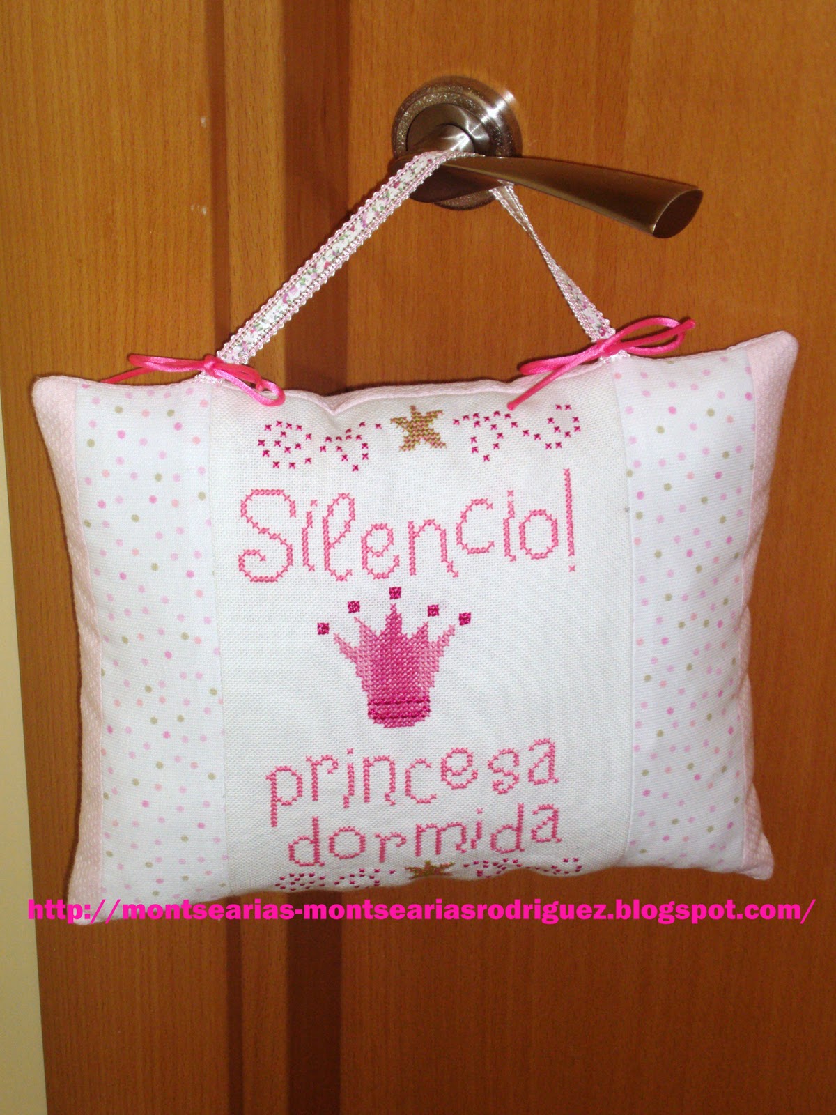 Un rincón para mis vivencias: SILENCIO! PRINCESA DORMIDA