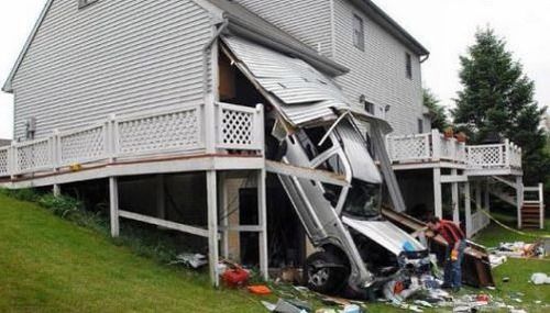 Amazing Pics 2 You: Five Unbelievable Funny Accidents