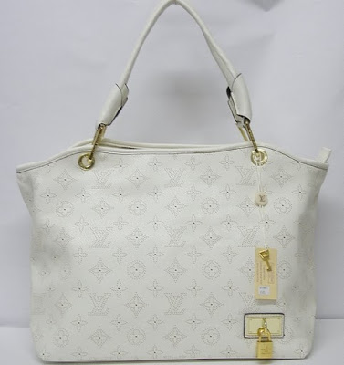 Fabulosity on Earth: LV Souple Whisper