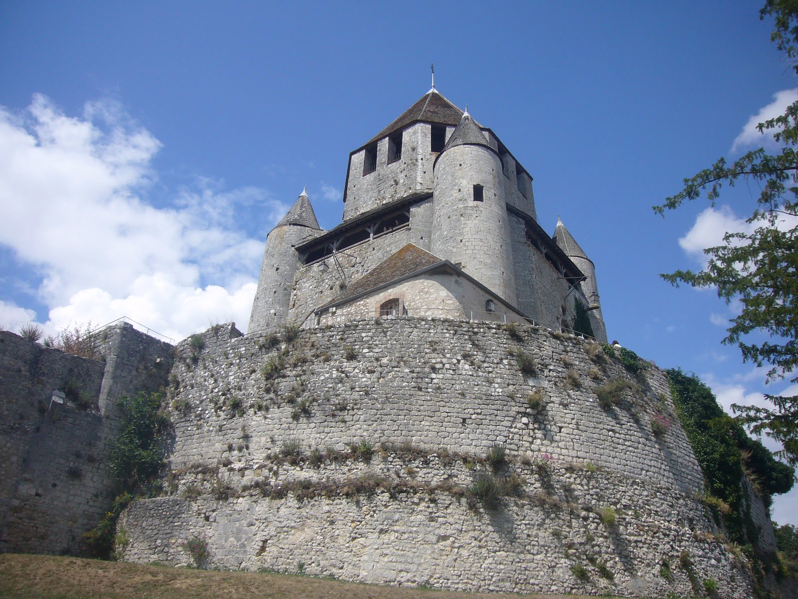 Castles in Europe: Provins