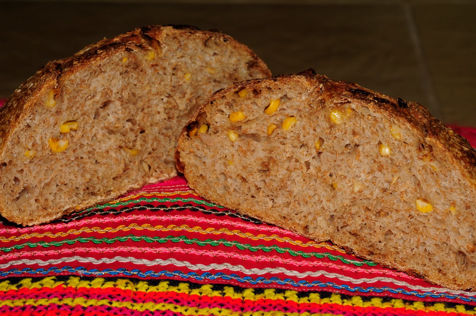 my discovery of Bread: Sourdough with corn
