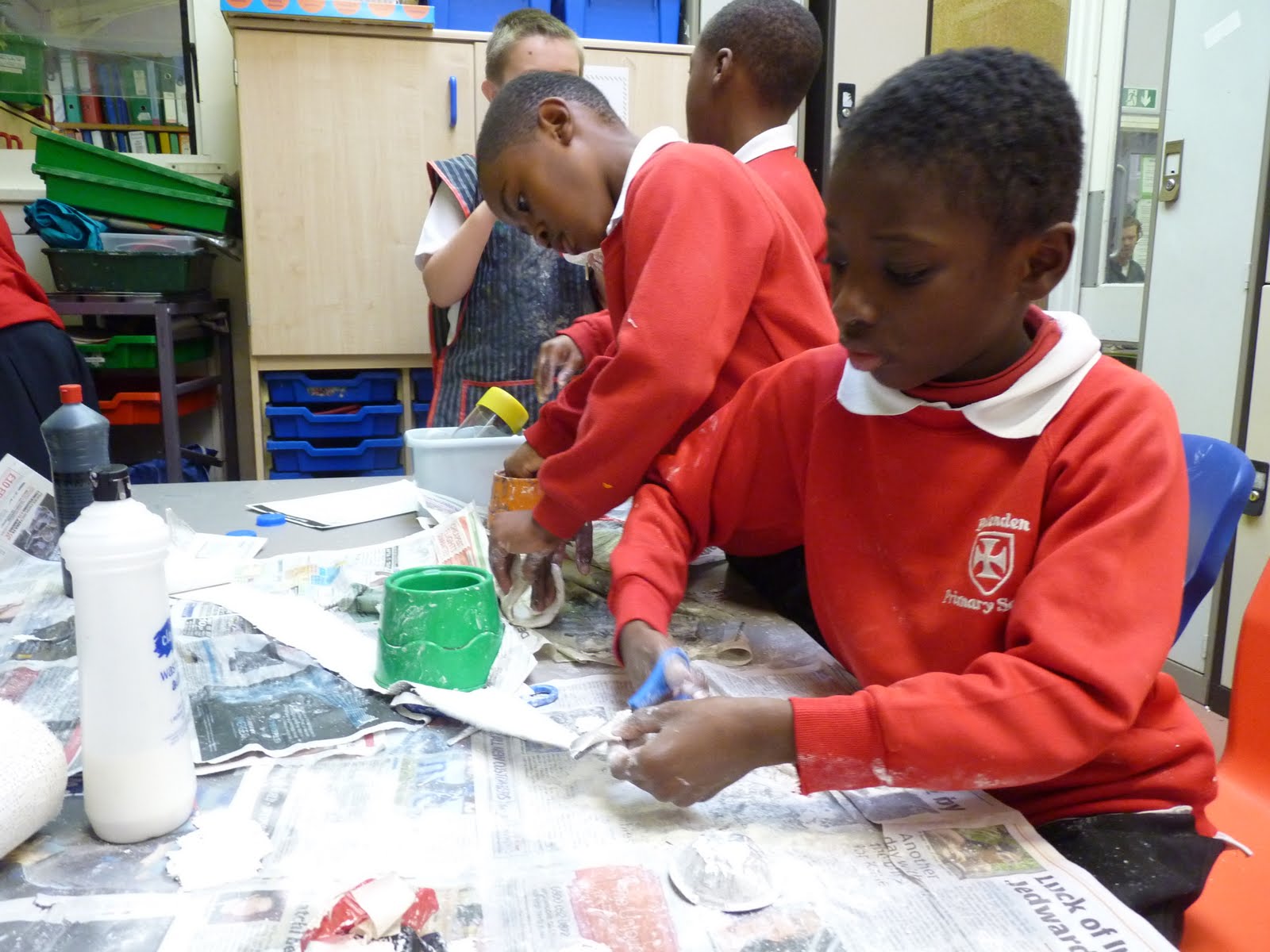 Art Projects @ Bellenden Primary School: Mod-rock Super-selves in Year 3