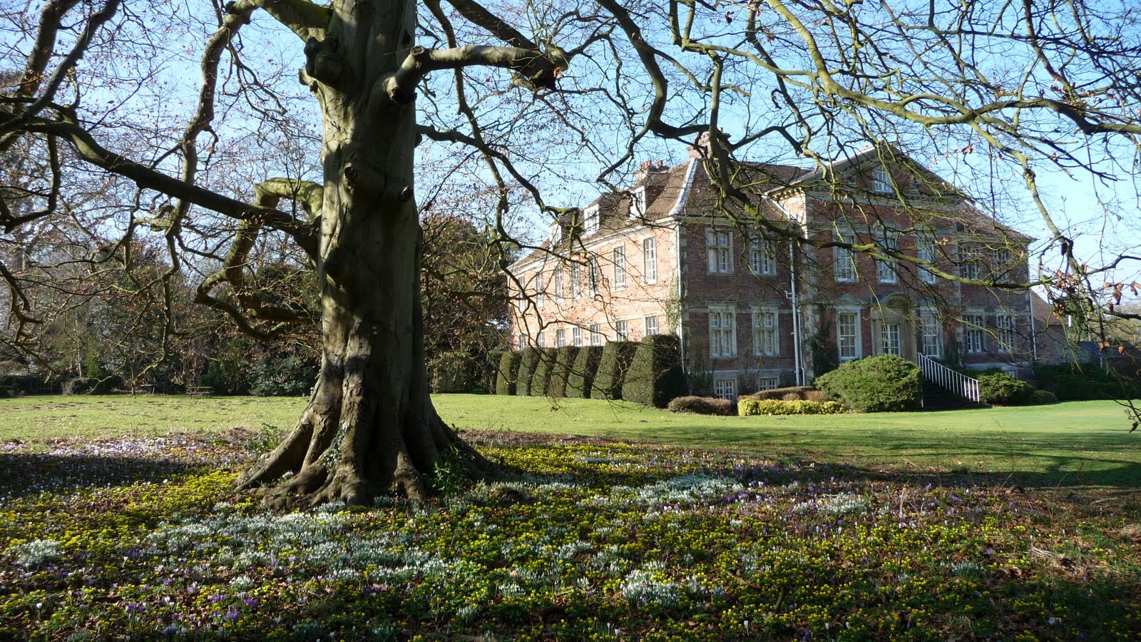 Haunted Wiltshire: Urchfont Manor