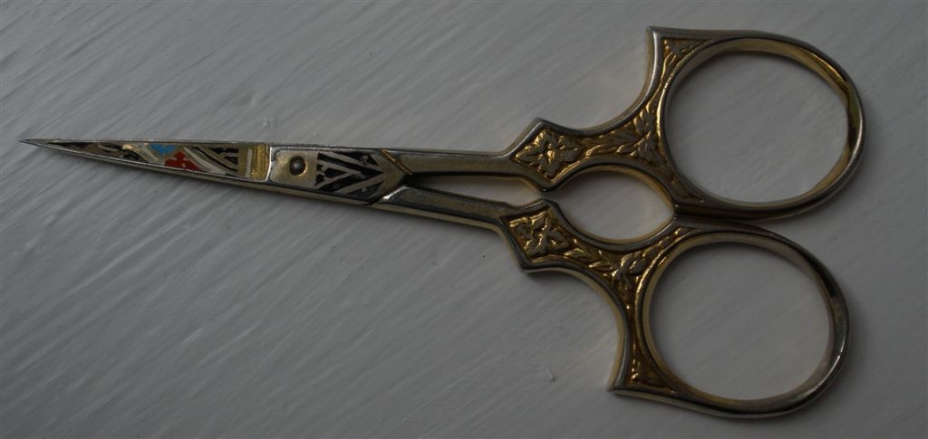 MARIETTE'S BACK TO BASICS: {24 Karat Gold Birds in Damascene Technique ...