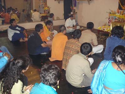 LA FAMILIA DE SOMAKA MAHARAJ: VYASA PUJA DE SOMAKA MAHARAJ EN LIMA Y ...