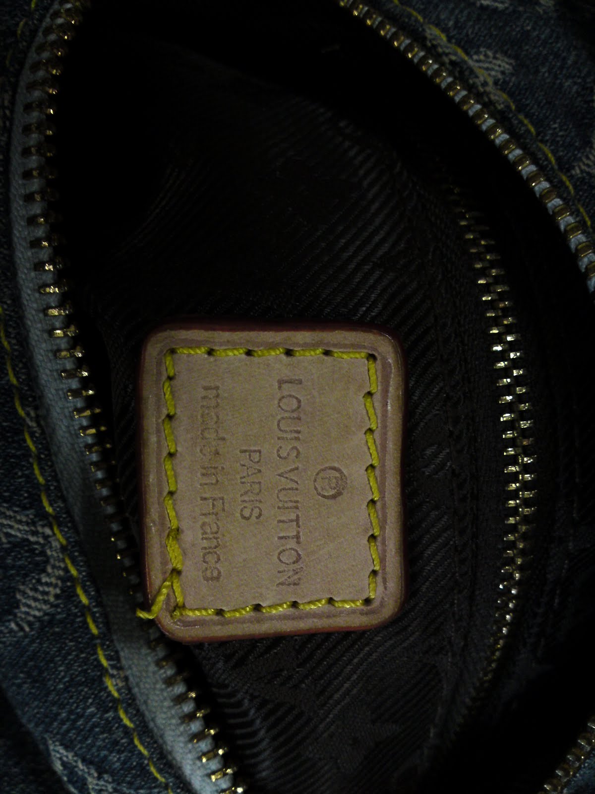 Second Hand World: Beg tangan LV original made in Paris