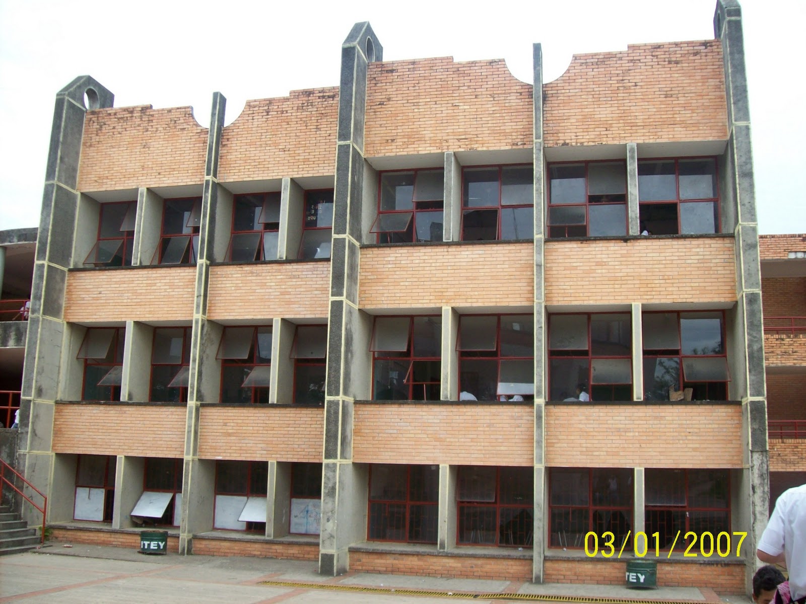 INSTITUTO TÉCNICO EMPRESARIAL EL YOPAL: Instalaciones ITEY