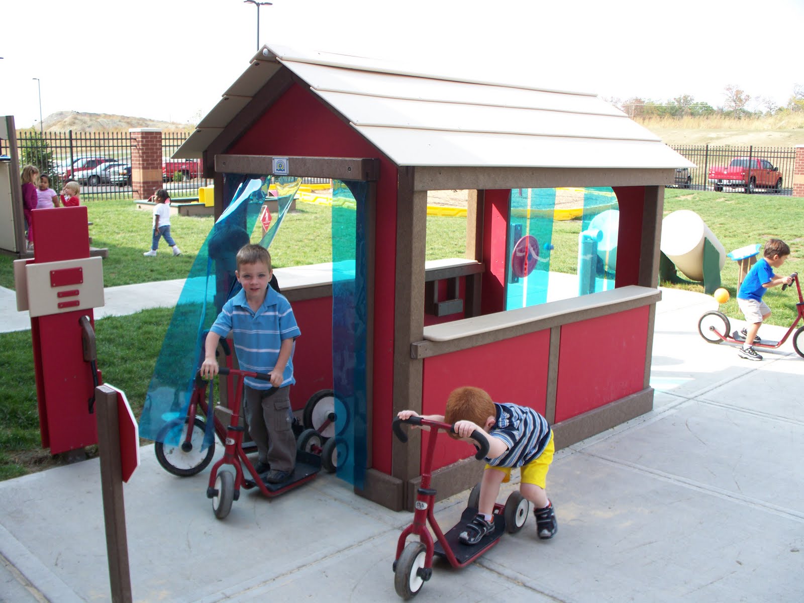 Preschool Playgrounds: "It's Simply a Classroom": Creative/Dramatic ...