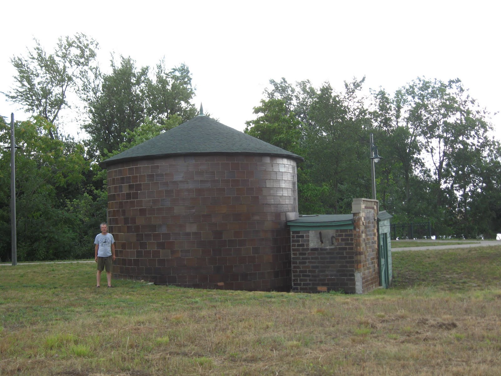 Kentucky Brick Man: Kalamazoo city silo