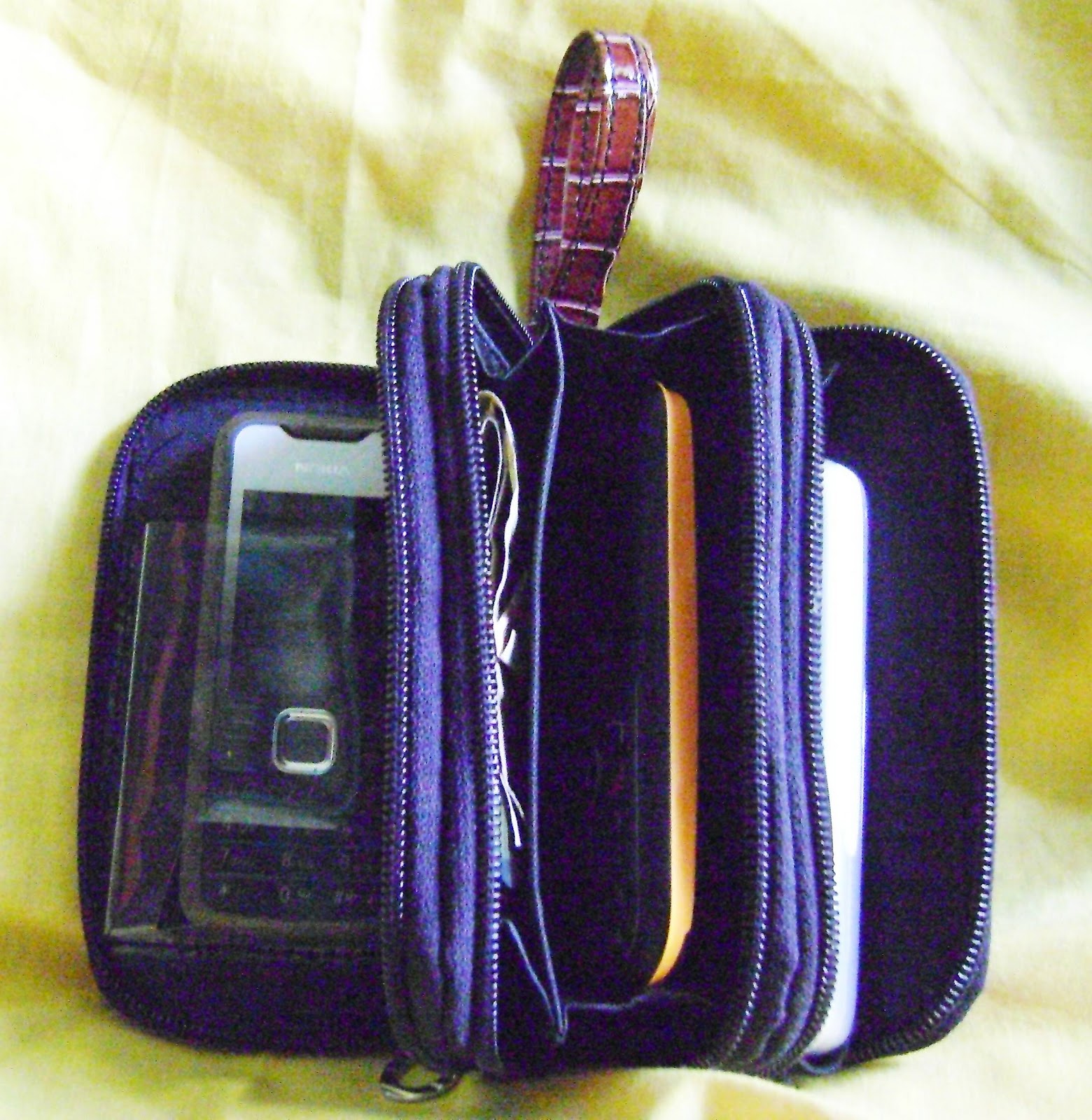 mentaricraft: Dompet HP Vinyl Rit 3