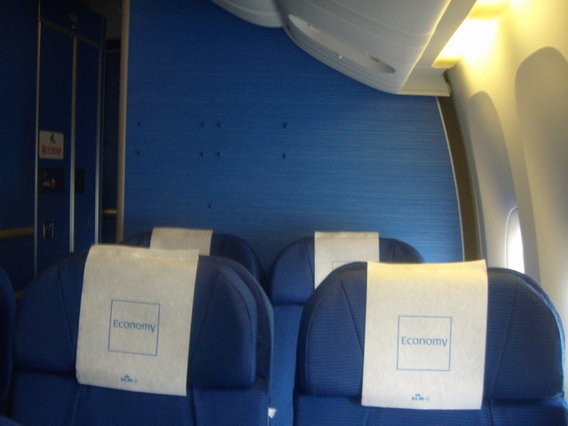 Hotels-Foods-Travels......: Flight Review-KLM Royal Dutch Airline KL ...