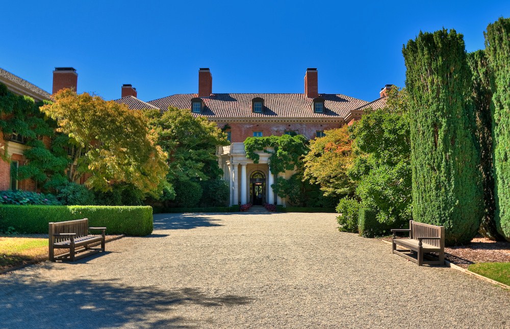LBColby's DYNASTY Blog: Pix of the Day: FILOLI MANSION