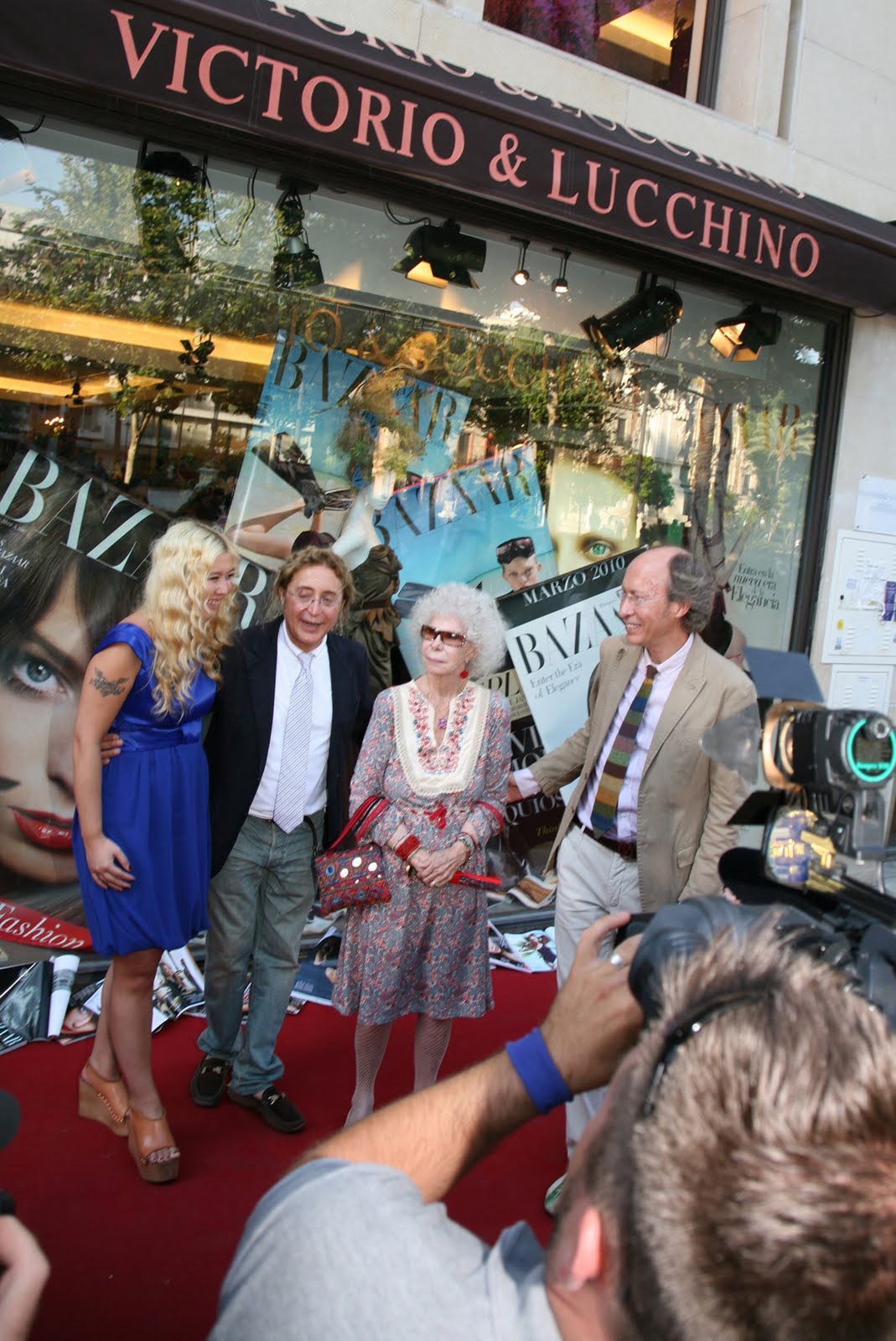 Bazaar 24h: SEVILLA VICTORIO Y LUCCHINO