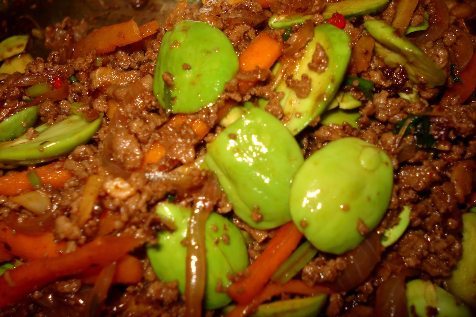 bon appetite: Day 127 : Stir-Fried Minced Beef with Petai