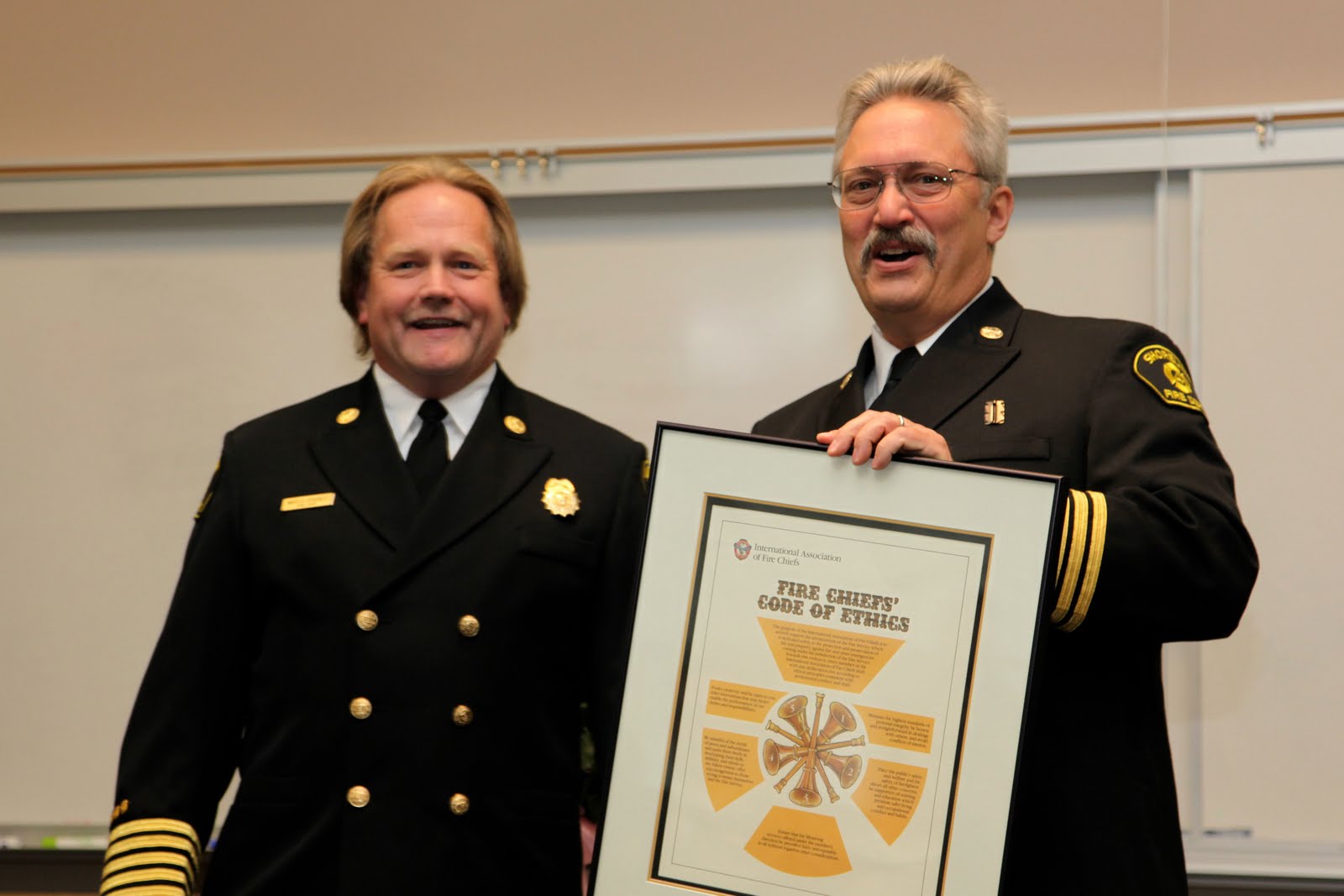 Shoreline Area News: Changing of the guard at Shoreline Fire