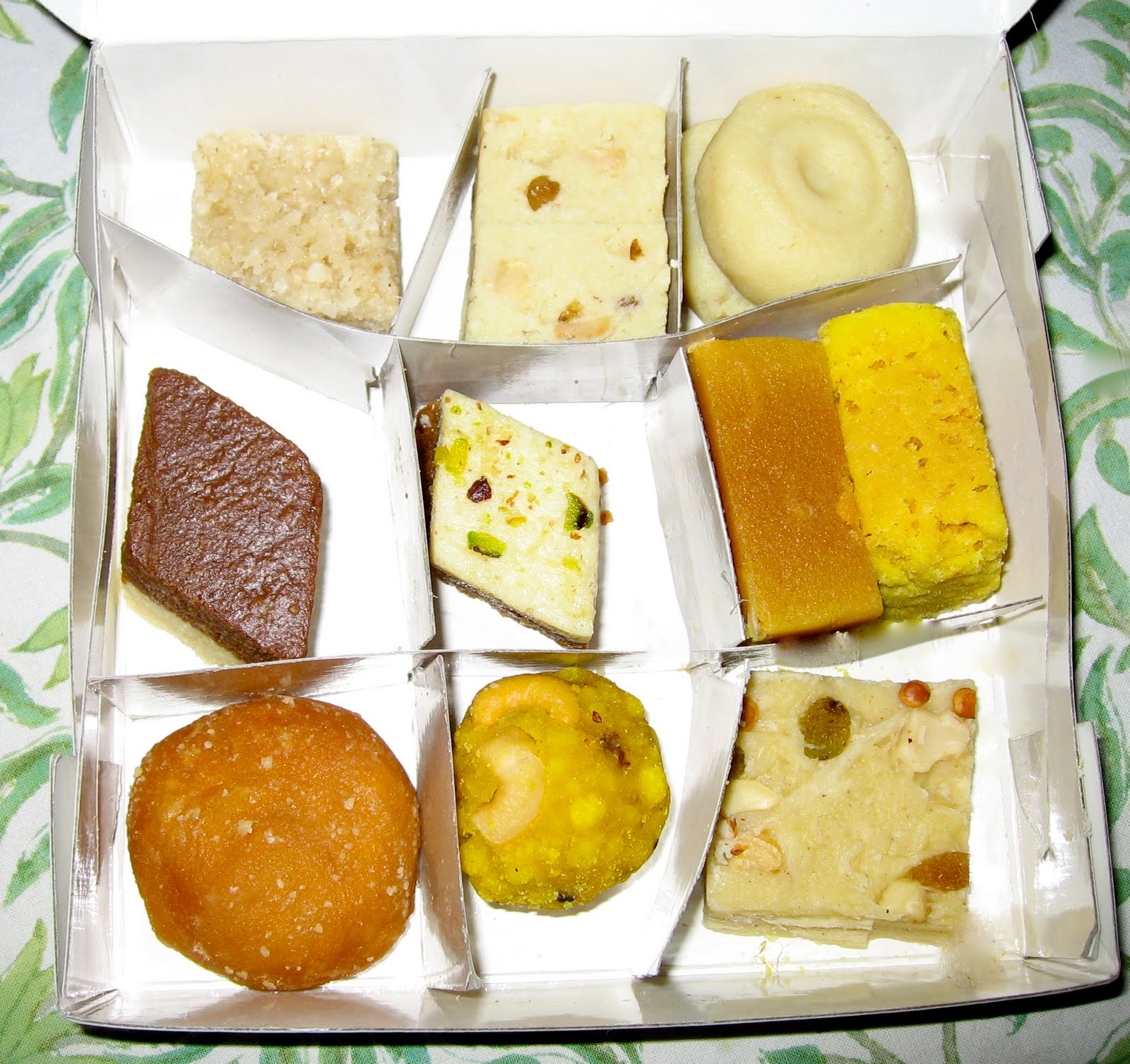 Life In Fuschia: The Grand Sweets and Snacks