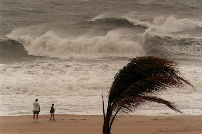 Deadliest Hurricanes from 1900-2010: How do hurricanes affect people?